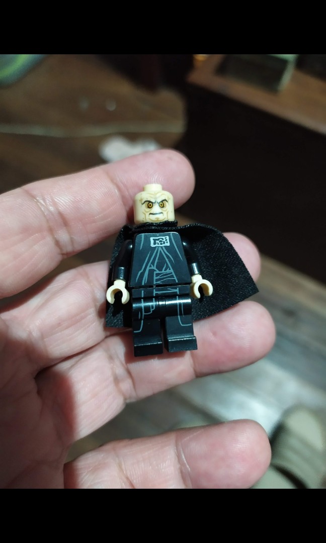Lego Star wars emperor palpatine minifigure, Hobbies & Toys, Toys ...