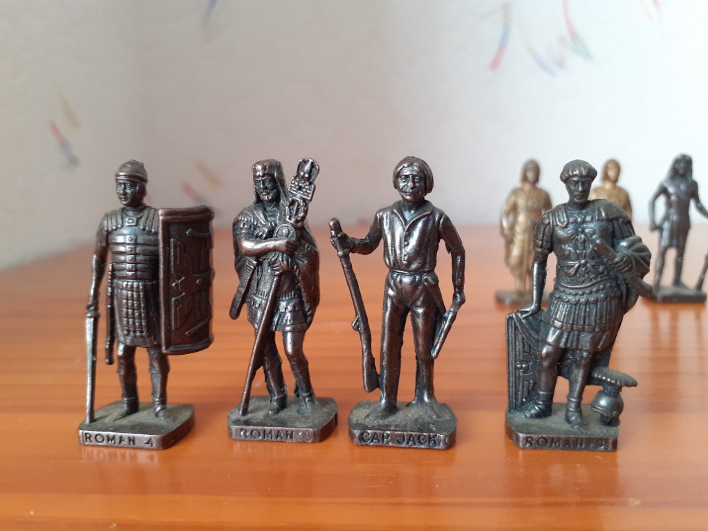 Metal Soldiers (Set of 11), Hobbies & Toys, Memorabilia & Collectibles ...