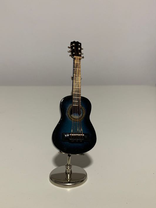 Mini guitar display, Hobbies & Toys, Music & Media, Music Accessories ...