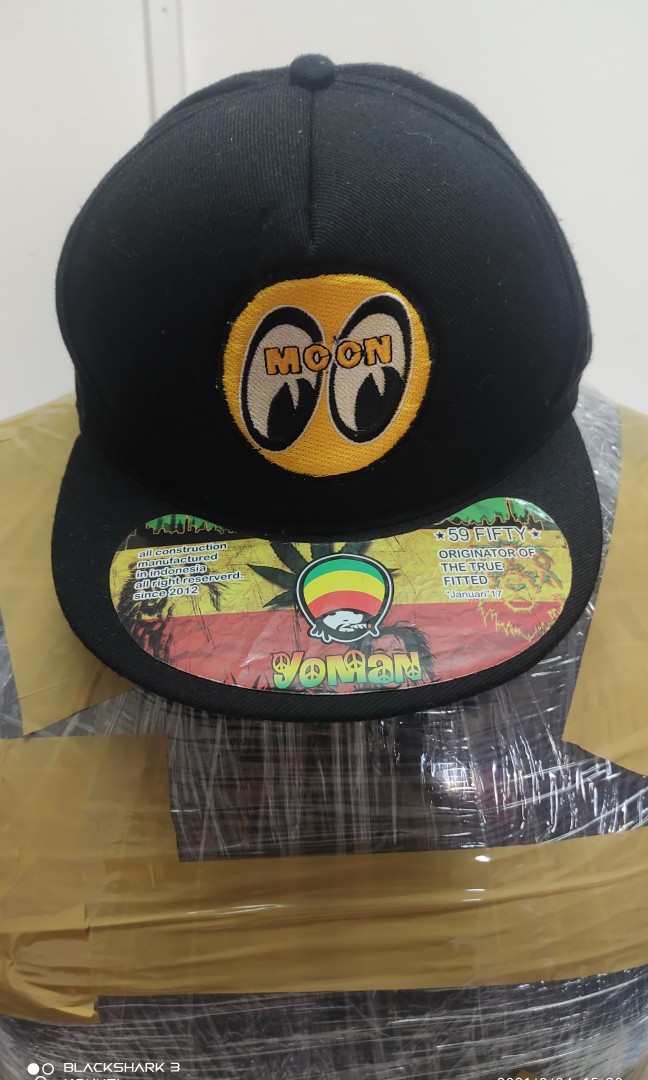 Mooneye cap, Men's Fashion, Watches & Accessories, Cap & Hats on Carousell