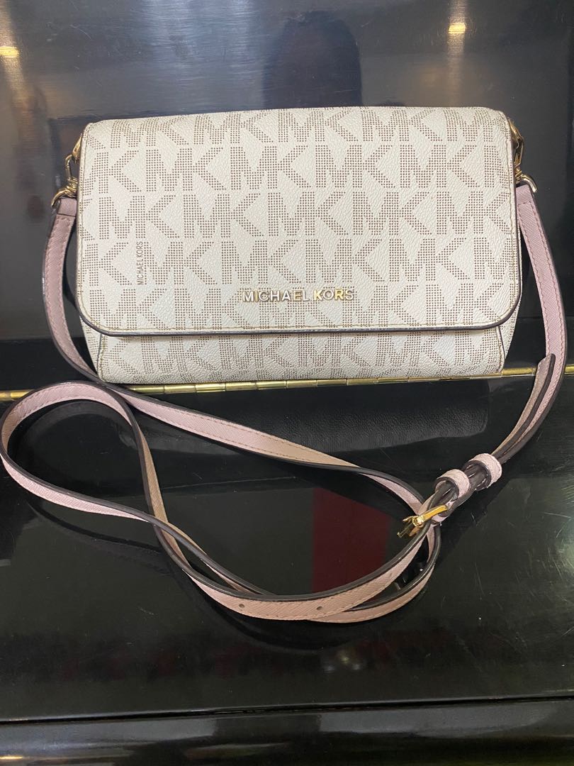 Original Michael Kors MK Sling Bag, Luxury, Bags & Wallets on Carousell