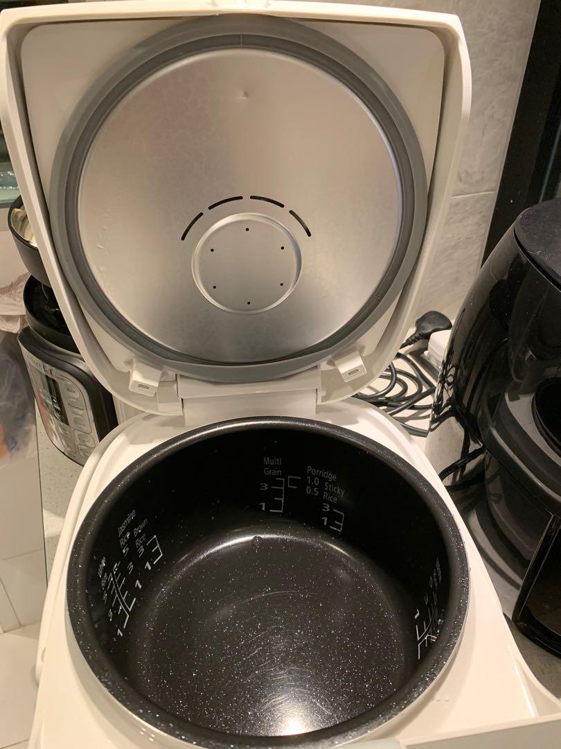 Panasonic 1L rice cooker, TV & Home Appliances, Kitchen Appliances ...