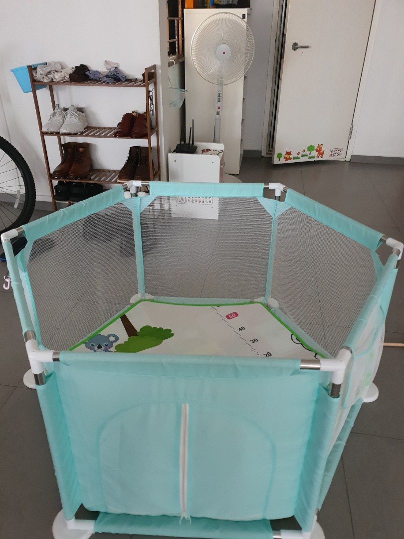 Playpen, ball pit, messy play pit, Babies & Kids, Infant Playtime on ...