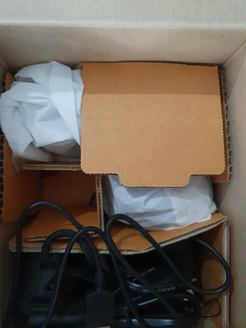 Spoilt alpha 5000 sony camera, Photography, Cameras on Carousell