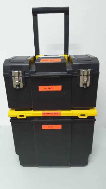 Stanley Multi Compartment Roller Tool Box, Everything Else on Carousell