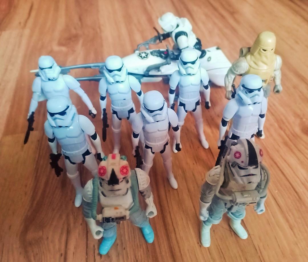 Star Wars Hasbro AT-AT (Hoth Version) ATAT, Hobbies & Toys ...