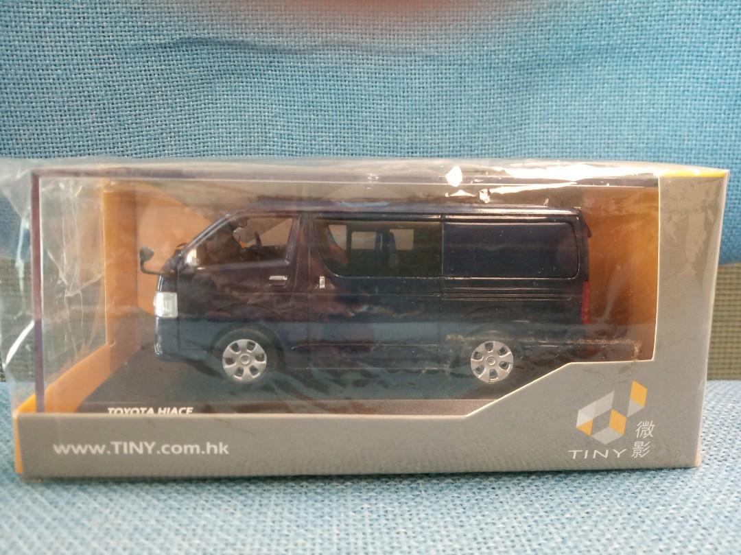 Tiny 1:43 Toyota Hiace Blue 深藍色客貨車, 興趣及遊戲, 收藏品及紀念品, 明星周邊 - Carousell