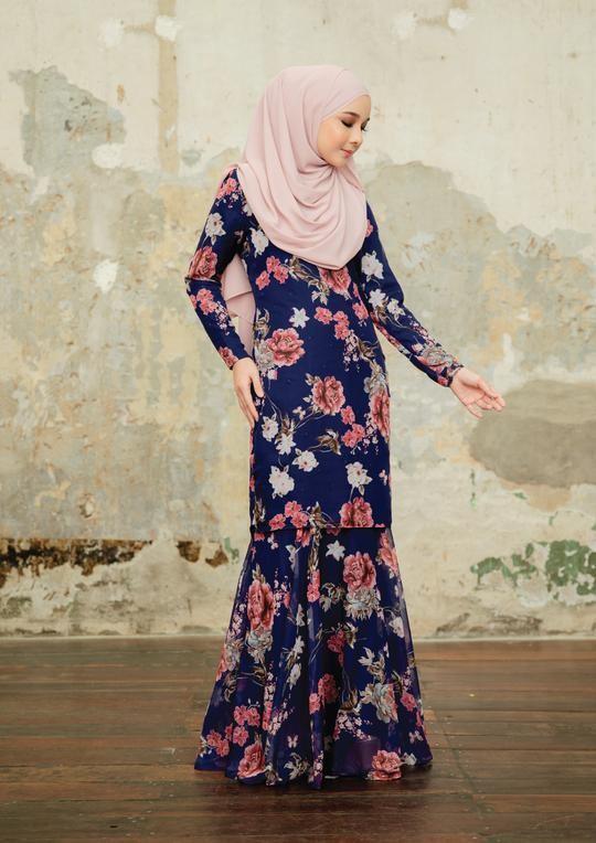 Kyra 2021 Berry Bloom BF friendly, Women's Fashion, Muslimah Fashion ...