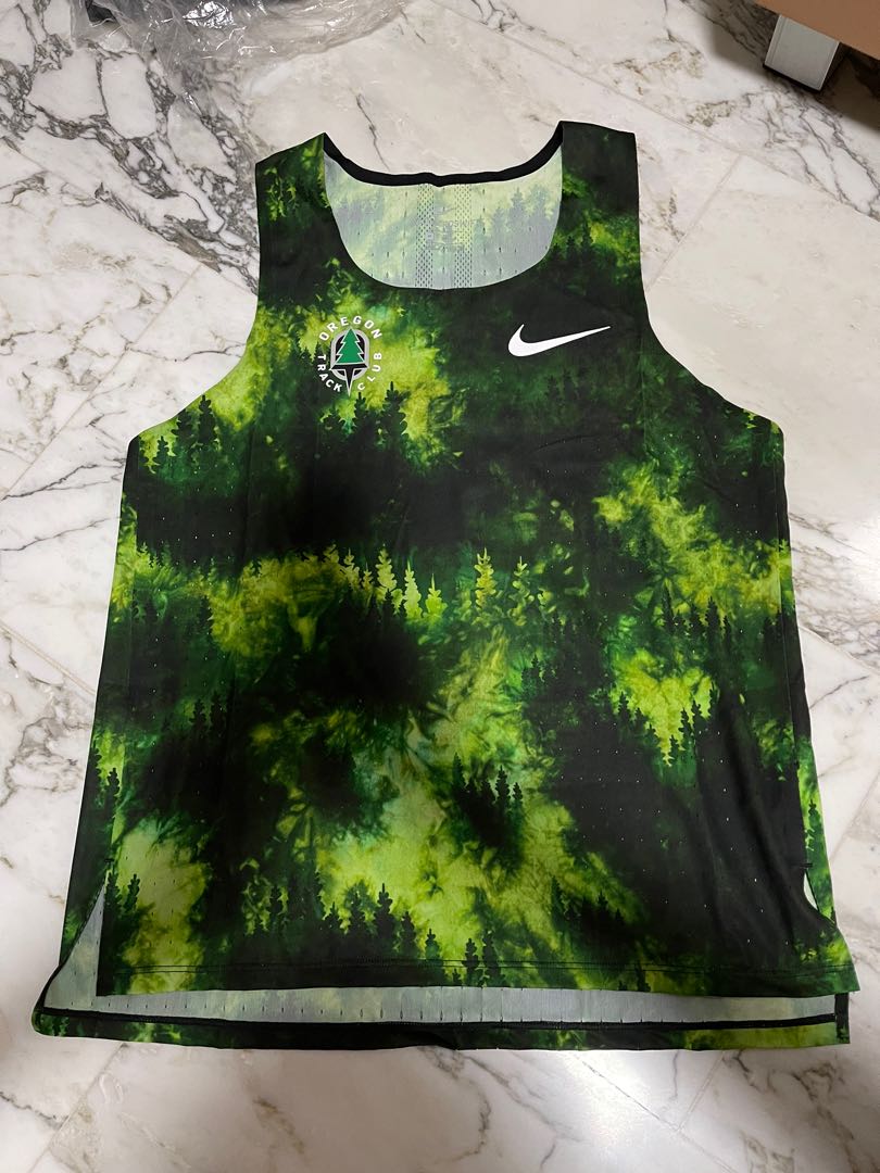 Nike aeroswift Oregon track club singlet M size, Men's Fashion ...