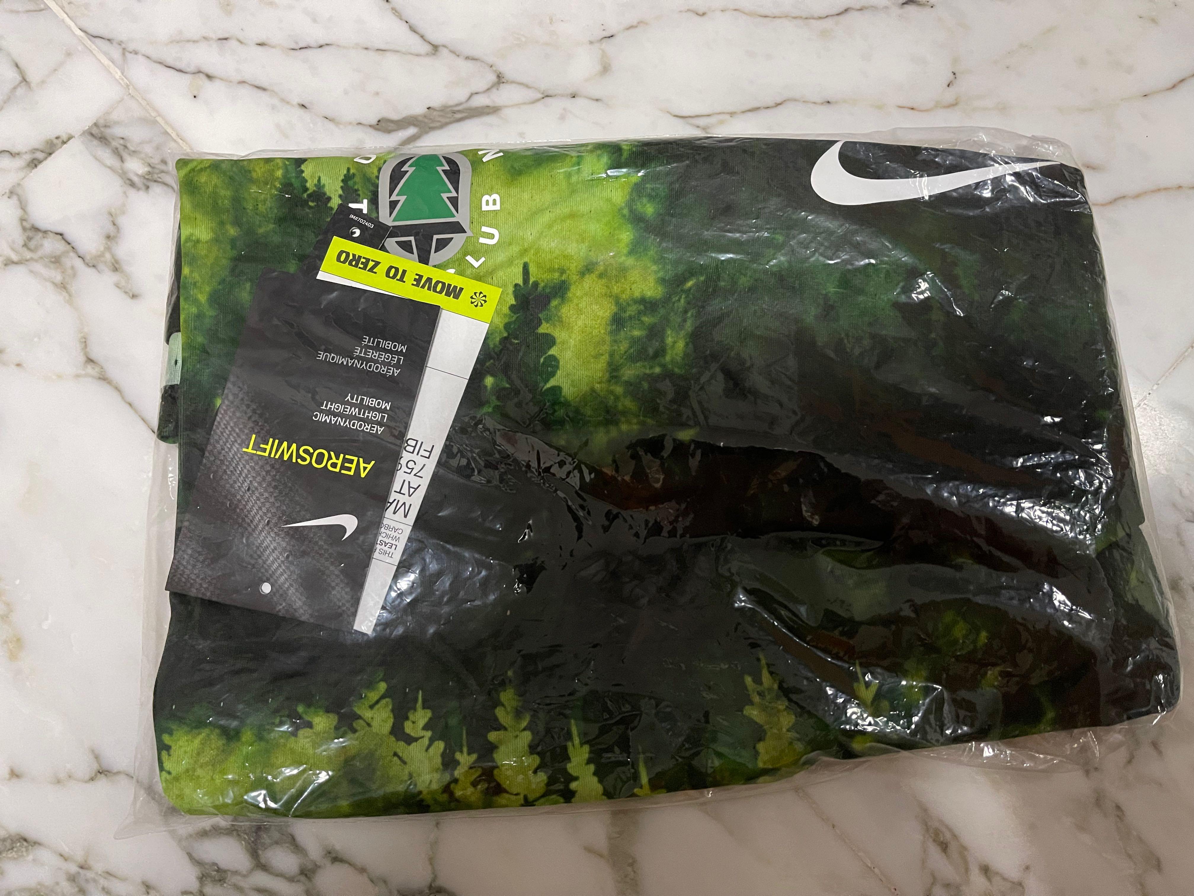 Nike aeroswift Oregon track club singlet M size, Men's Fashion ...