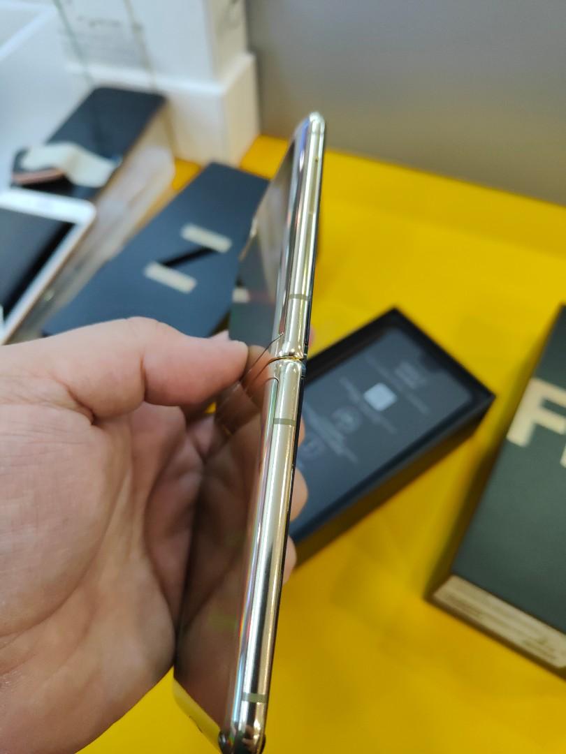 Samsung Z flip 256GB gold, Mobile Phones & Gadgets, Mobile Phones ...