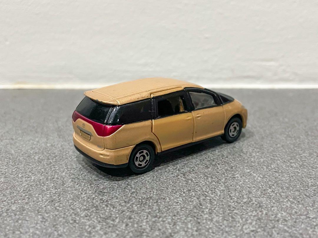 Tomica Toyota Estima, Hobbies & Toys, Toys & Games on Carousell