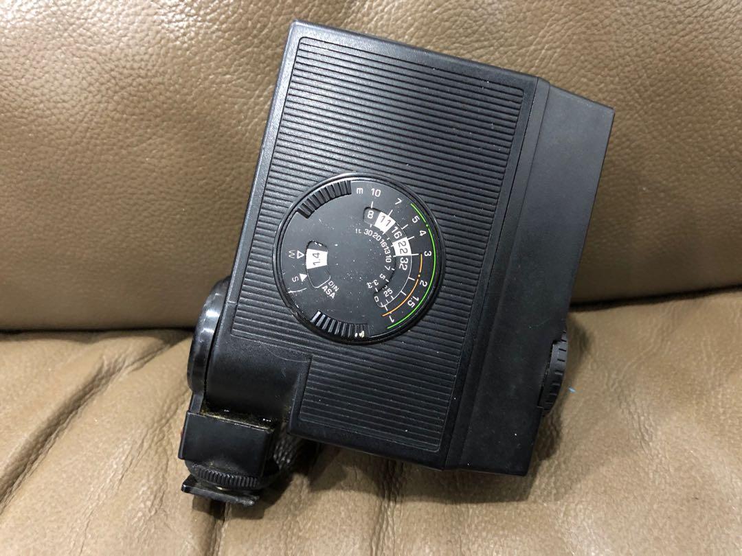 TOSHIBA QCC-2500 MANUAL FLASH, Photography, Photography Accessories, Flashes on Carousell