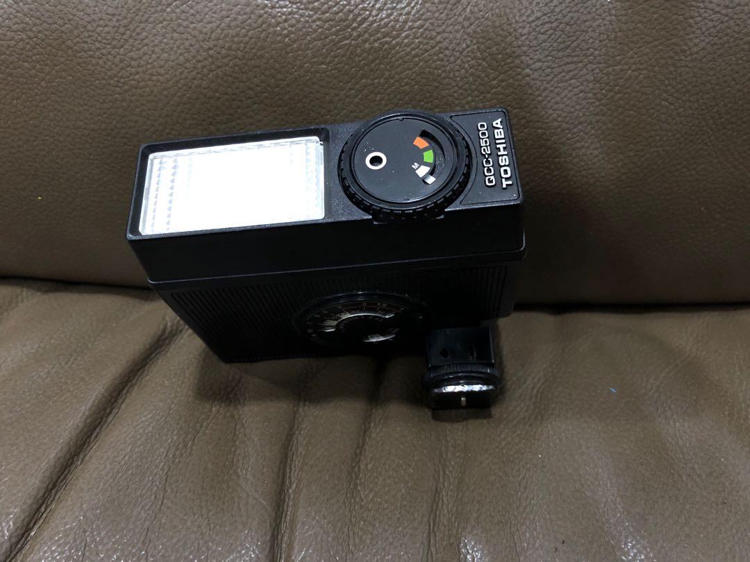 TOSHIBA QCC-2500 MANUAL FLASH, Photography, Photography Accessories, Flashes on Carousell