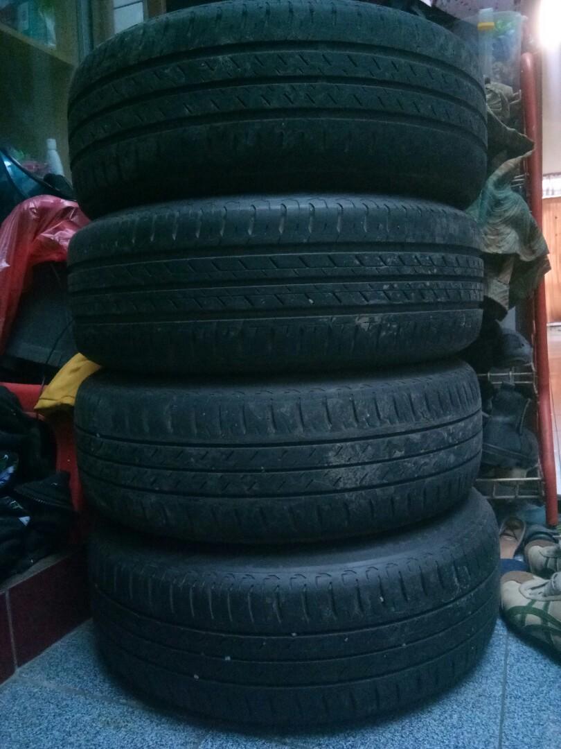 velg dan ban bekas mazda 2 R15, Aksesoris Mobil di Carousell