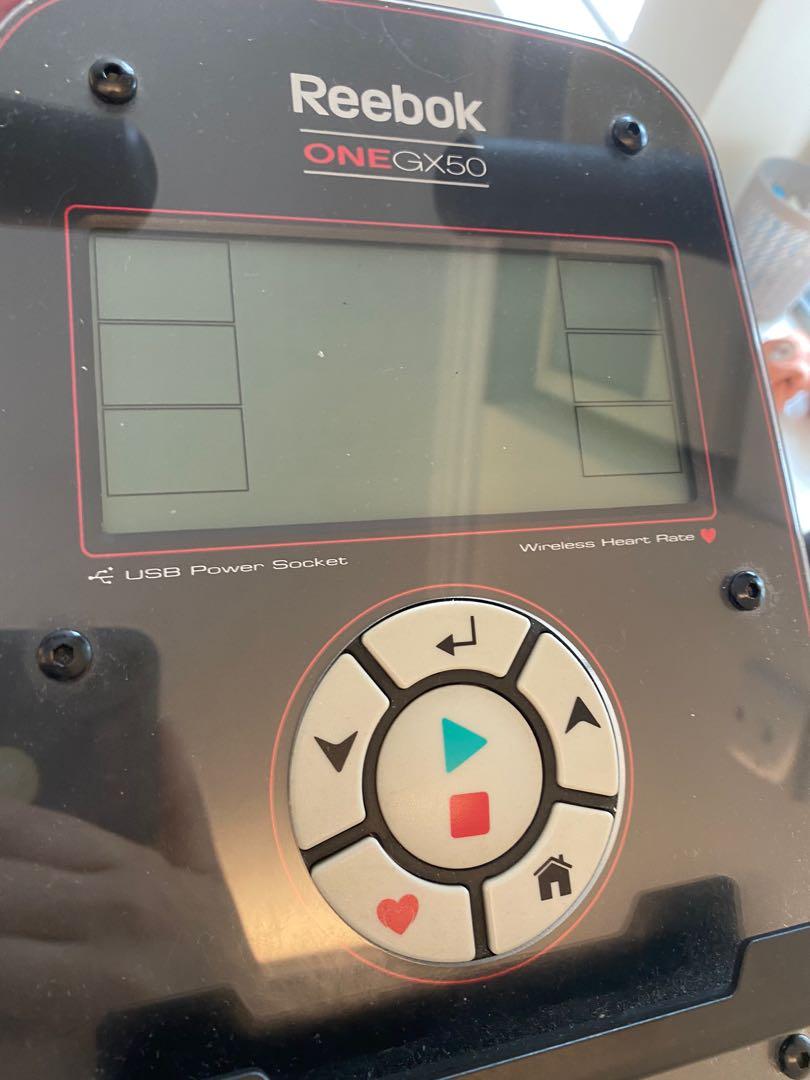 [橢圓機] Reebok One GX50 Elliptical Trainer 太空漫步機 白色, 運動產品, 運動與健身, 運動與健身 ...