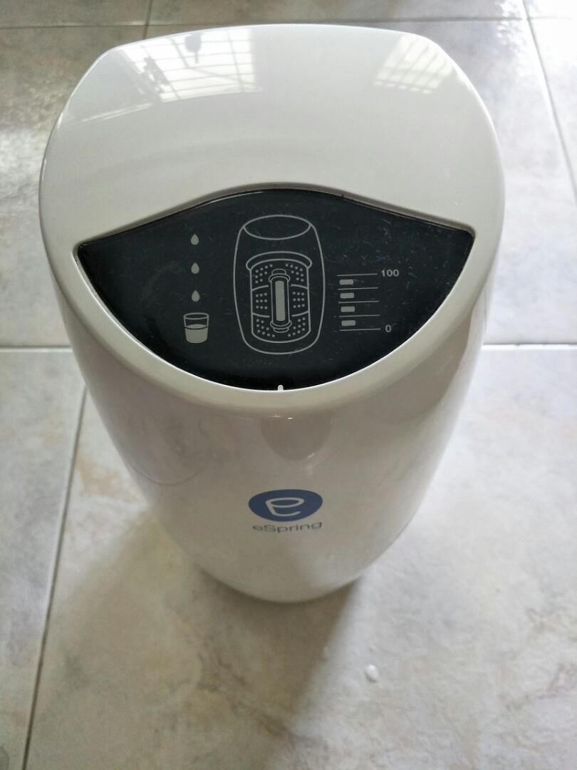 Amway espring water filter with new spare filter cartridge, TV & Home ...