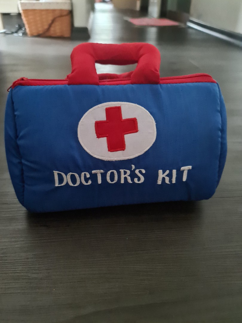Brand New pretend play doctor set, Hobbies & Toys, Stationery & Craft ...