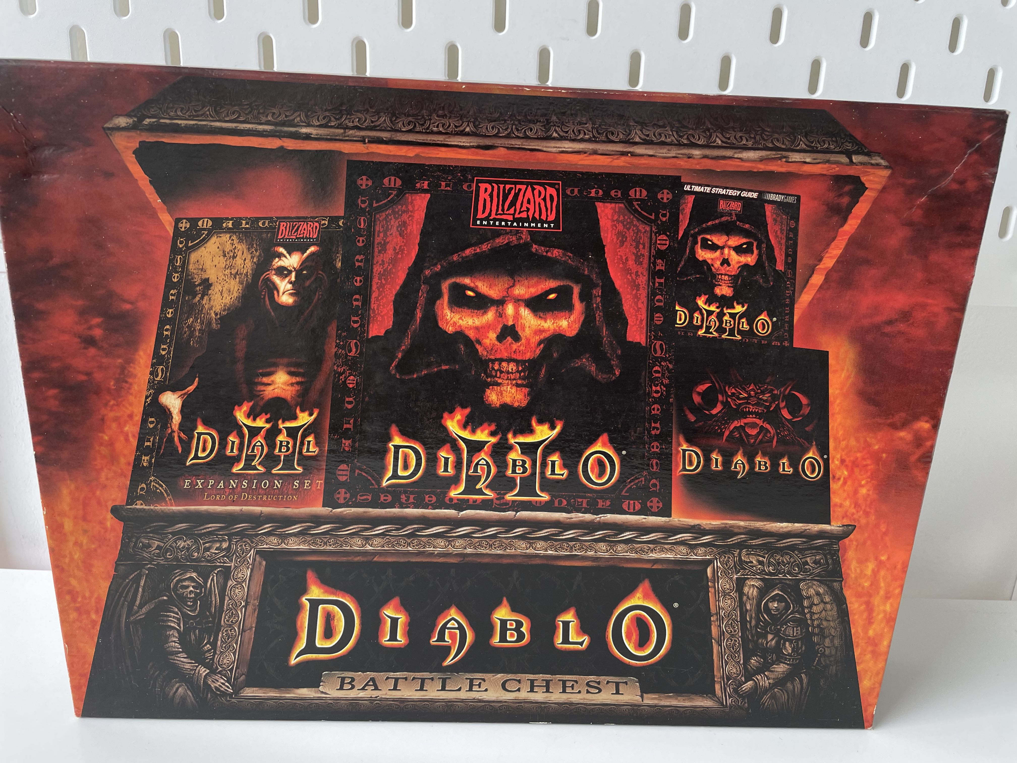 Diablo II battle chest, Video Gaming, Video Games, Others on Carousell