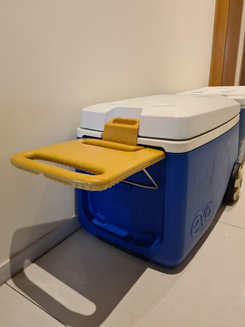 EVO brand esky chiller box, Sports Equipment, Hiking & Camping on Carousell