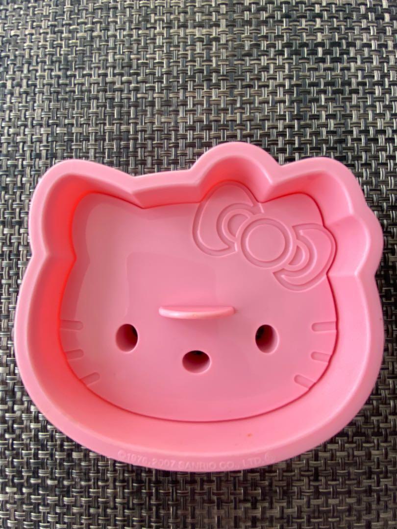 Hello Kitty bread cutter, Everything Else on Carousell