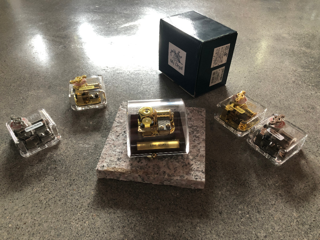 Musical Wind-Up Box - Japanese Hand Made (Various Musical Notes ...