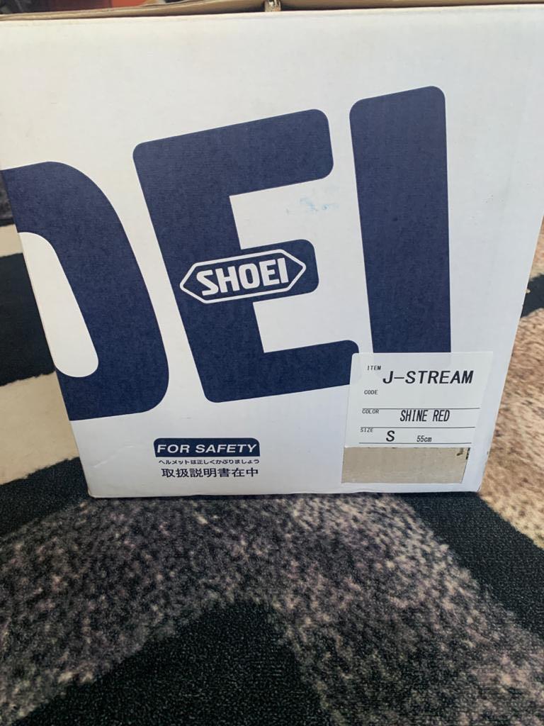 Shoei helmet Jstream ‘shine red’ S size to let go., Motorbikes on Carousell