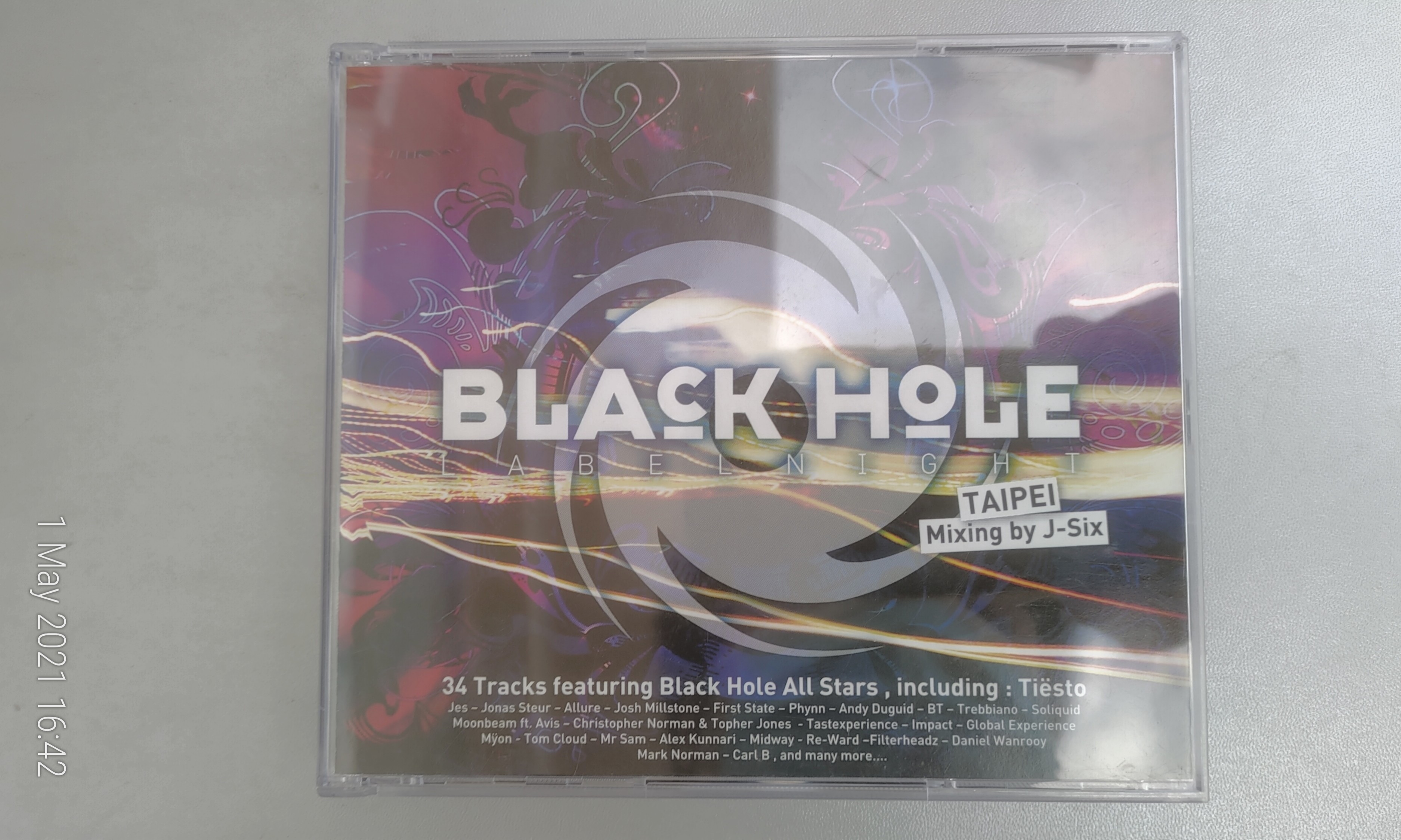 Black Hole Label Night: Taipei, 興趣及遊戲, 收藏品及紀念品, 明星周邊 - Carousell