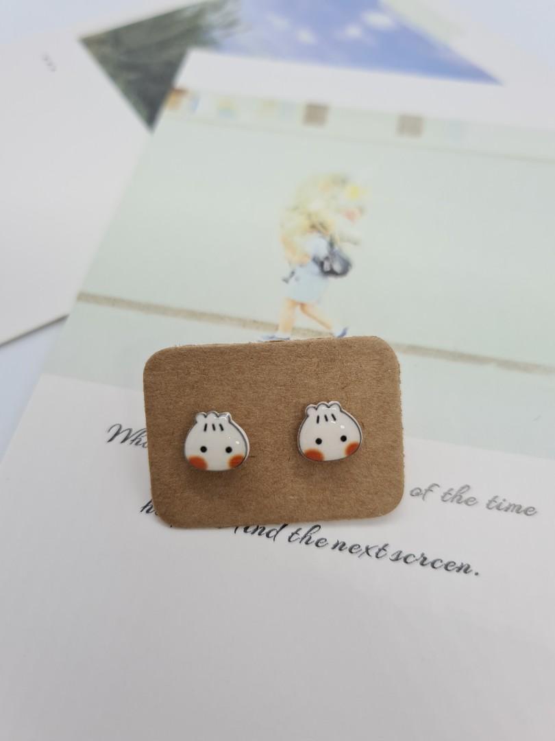 Dim Sum, Women's Fashion, Jewelry & Organisers, Earrings on Carousell