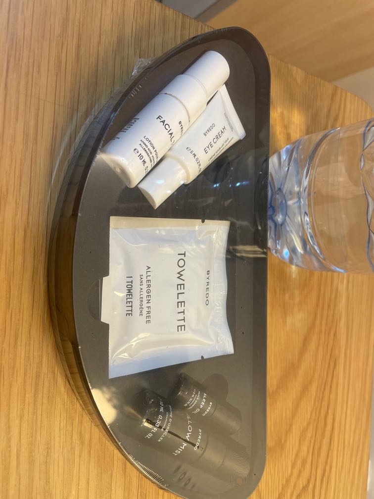 Emirates business class small vanity kit set, Beauty & Personal Care ...