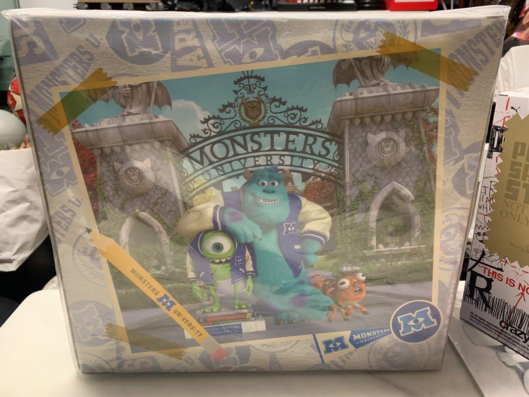 Hottoys Disney Pixar monsters university mike, pulley & Archie vinyl ...