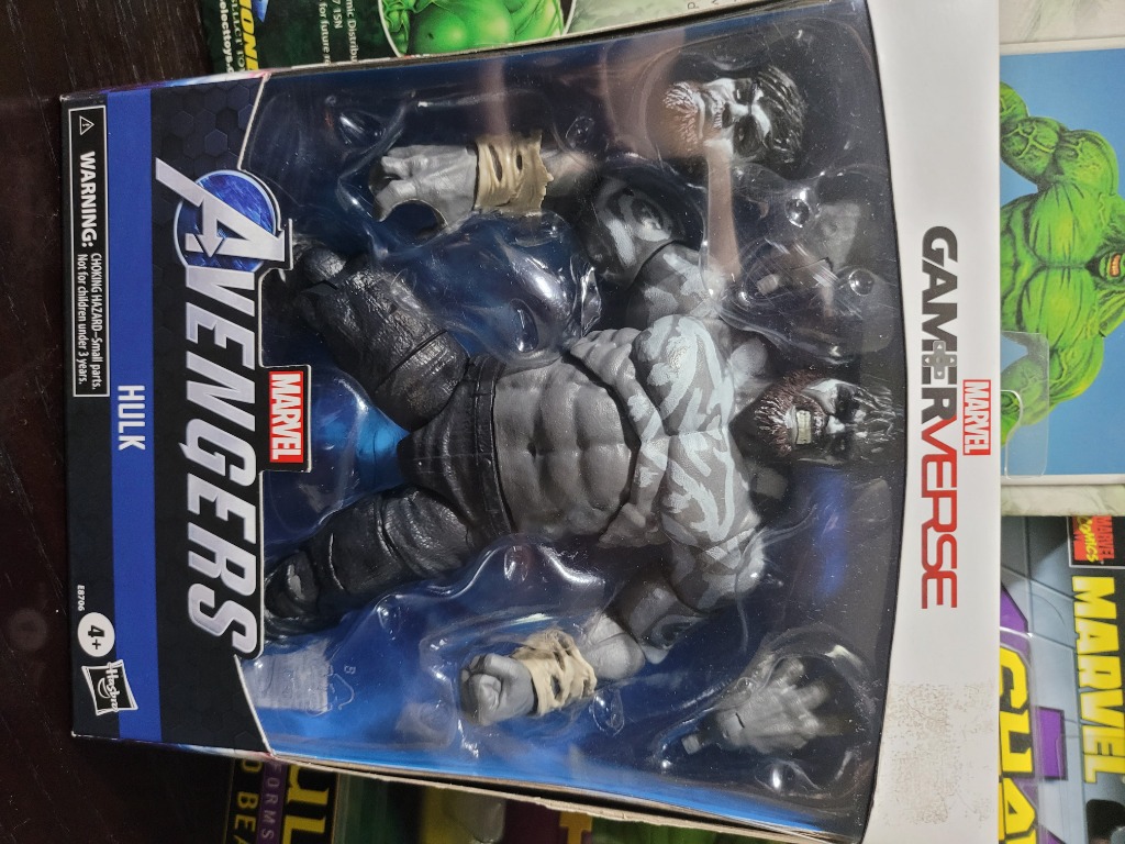 Hulk Game verse, Hobbies & Toys, Toys & Games on Carousell