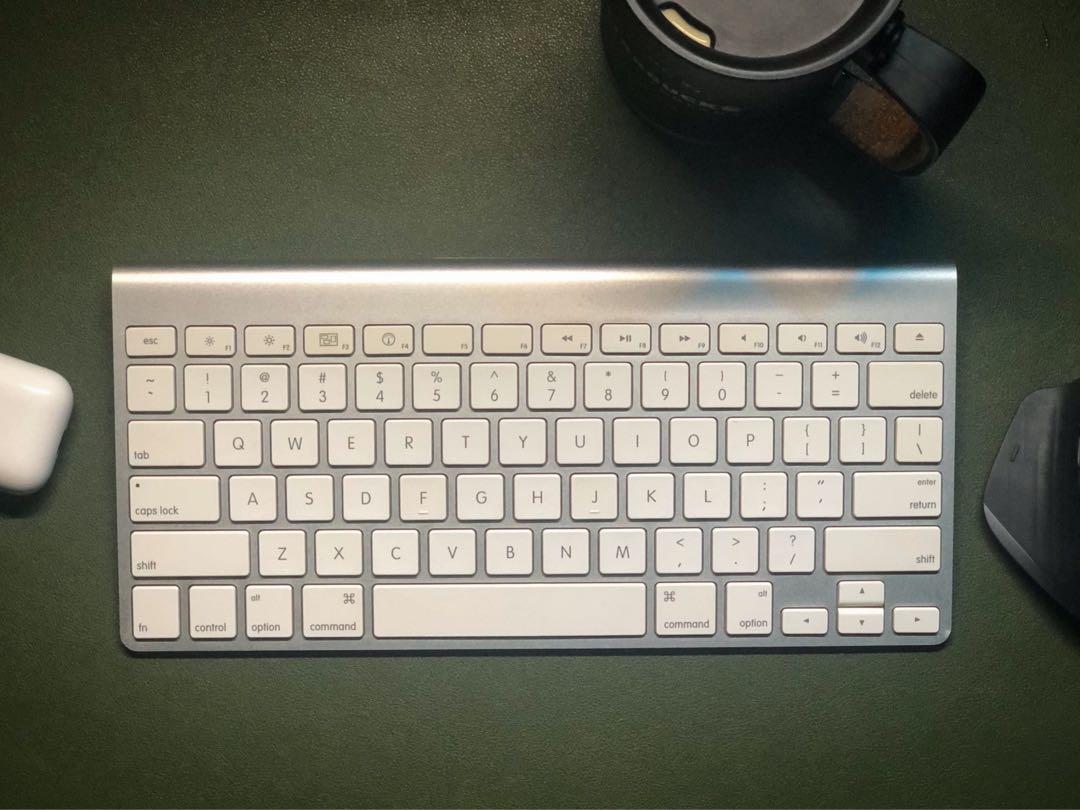 Magic keyboard gen 1, Computers & Tech, Parts & Accessories, Computer ...