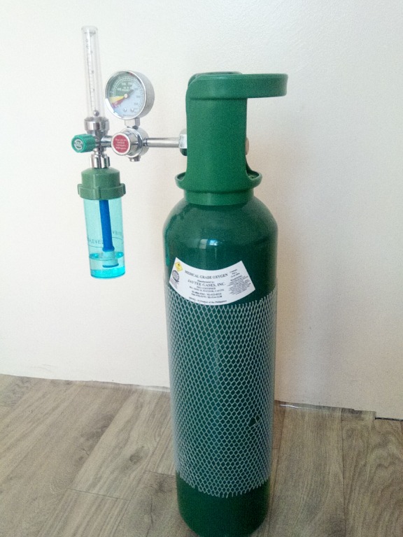 Oxygen tank, Health & Nutrition, Medical Supplies & Tools on Carousell