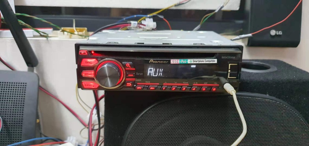 Pioneer DEH X2750UI, Car Accessories, Accessories on Carousell