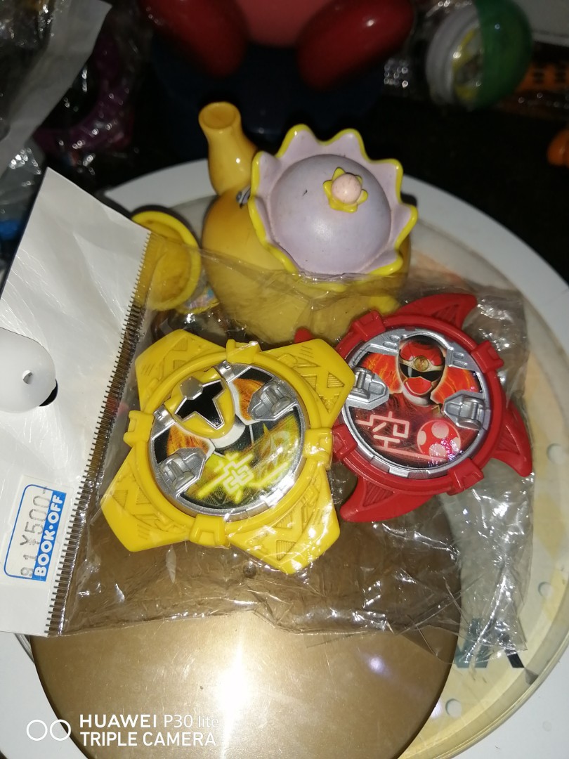 Power Rangers Power Up Yellow and Red Ninja Power Star, Hobbies & Toys ...