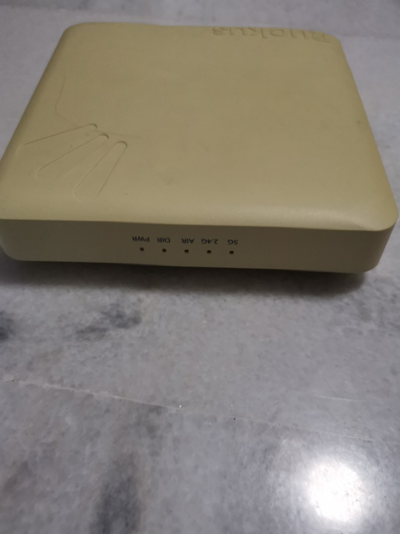 Ruckus ZoneFlex 7372 Access Point, Computers & Tech, Parts ...