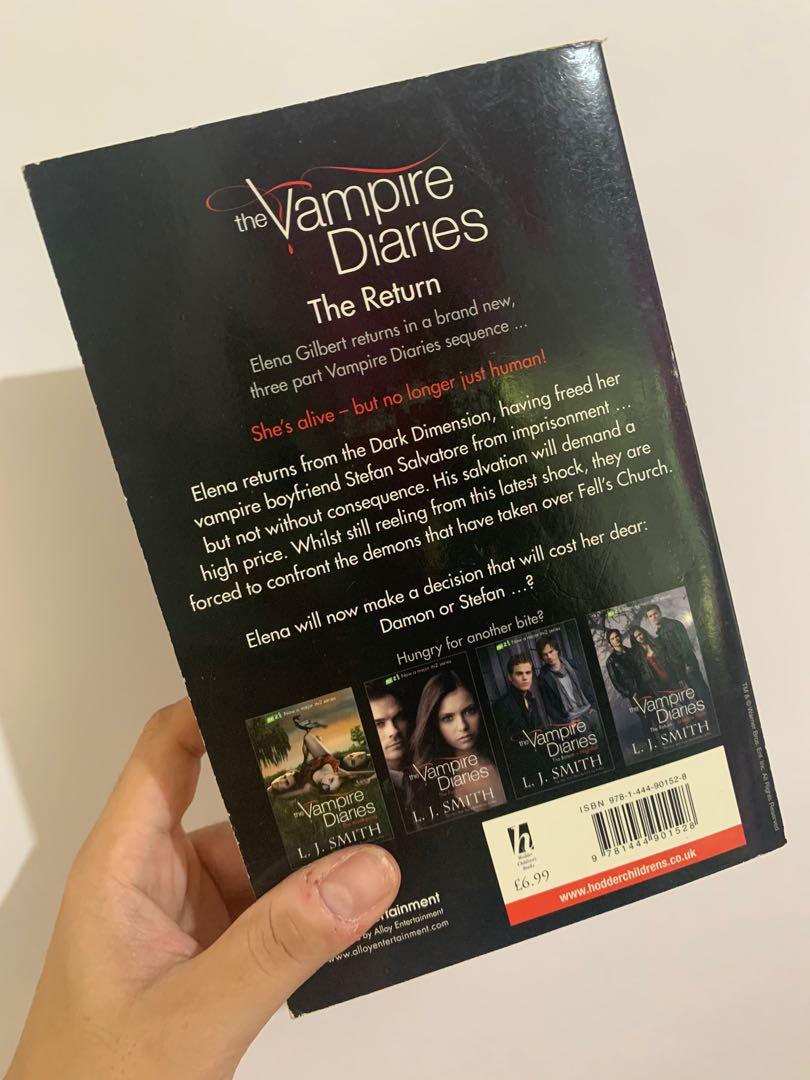 Vampire Diaries (The Return: Midnight), Hobbies & Toys, Books ...