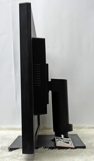 22-inch LED Widescreen Display Monitor (Samsung Brand), Computers ...