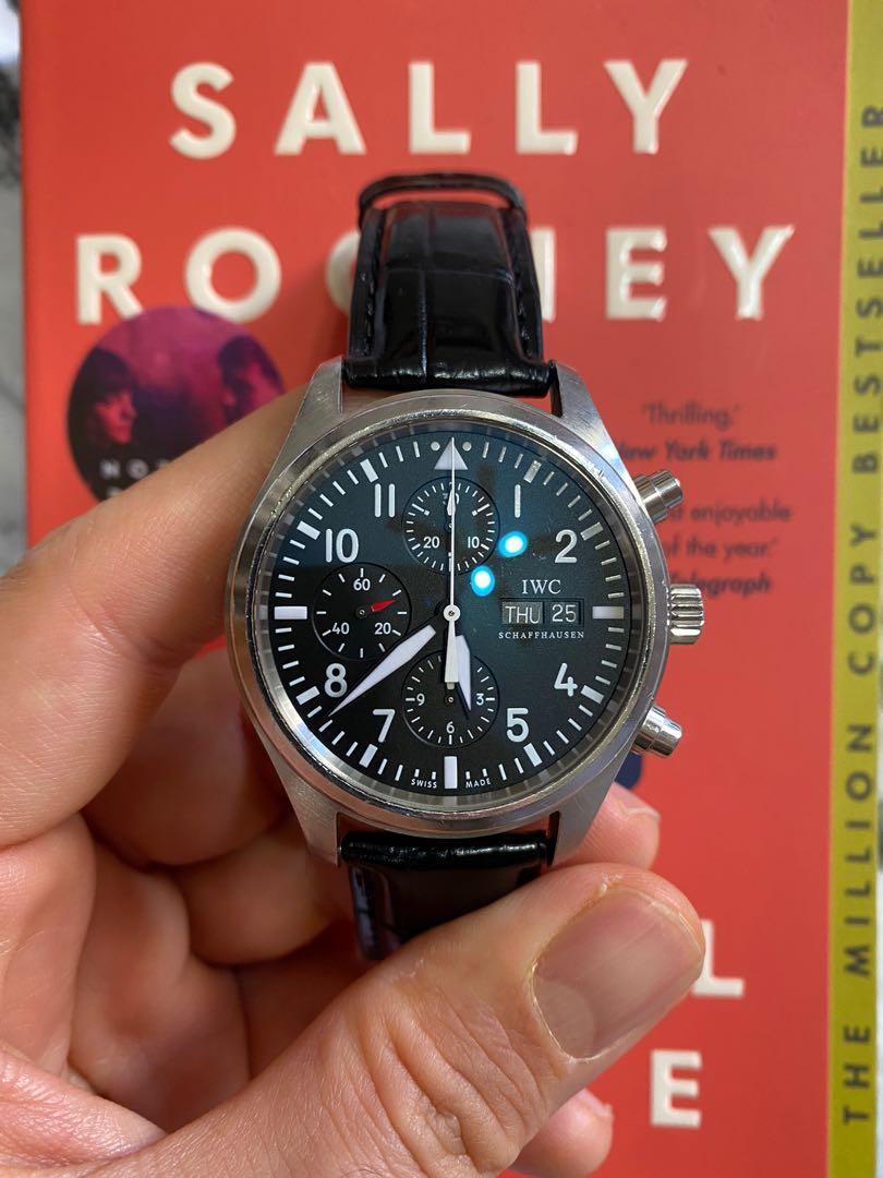 IWC Pilot Chrono. (Cheapest) Best size for the Asian wrist, Luxury ...