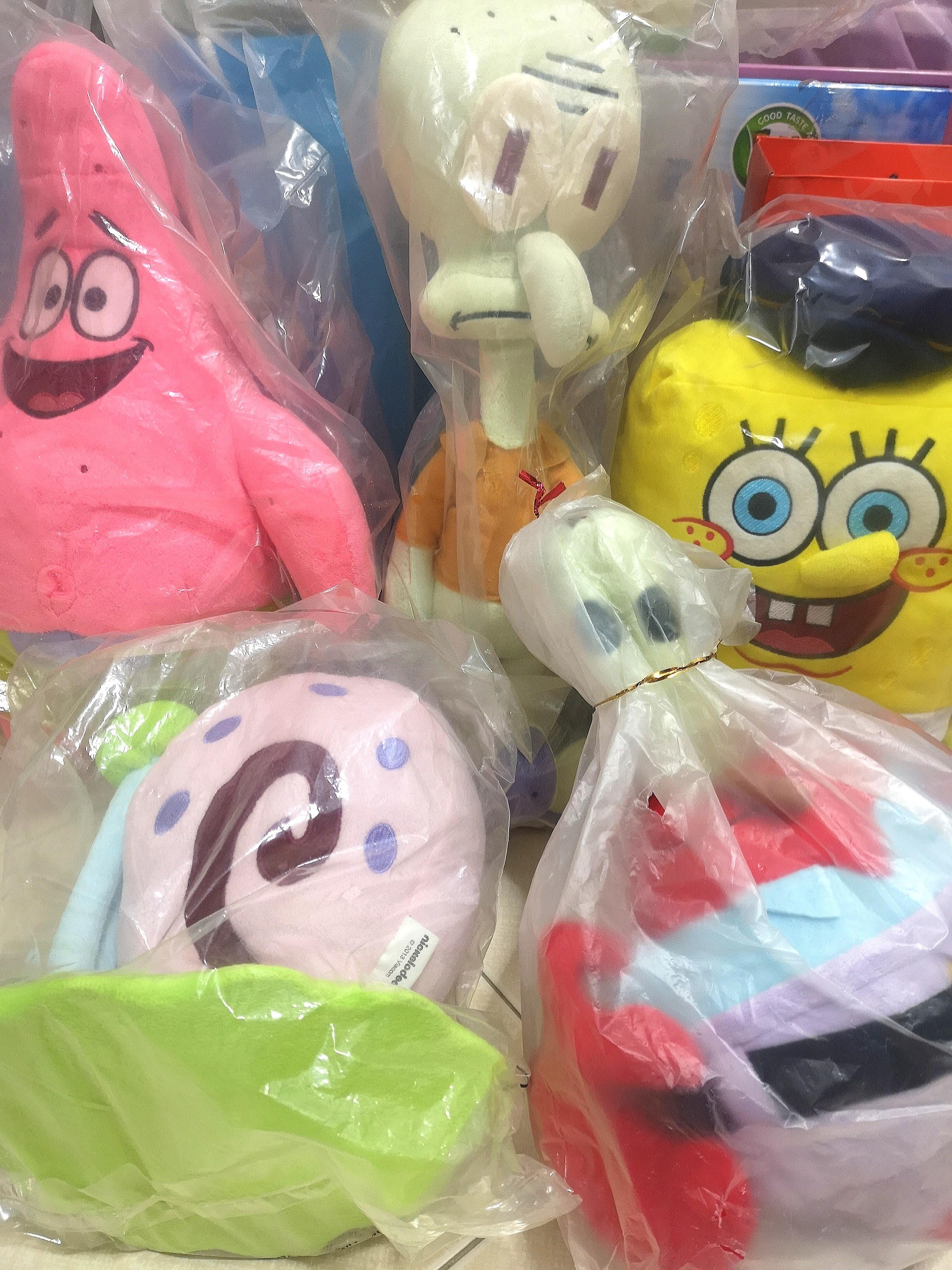 LIMITED EDITION SPONGEBOB Changi Airport LIMITED SOFT TOY SET, Hobbies ...