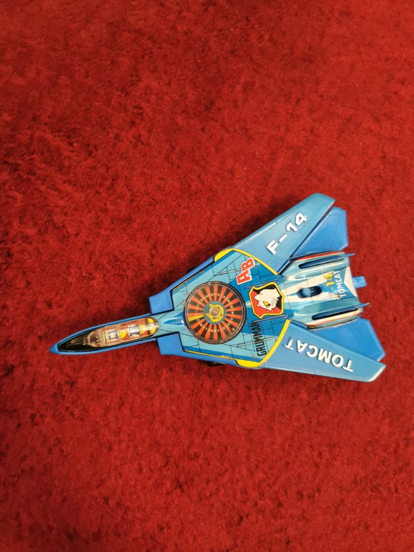 Looking for this vintage F-14 tomcat roulette plane from the 80s (any ...