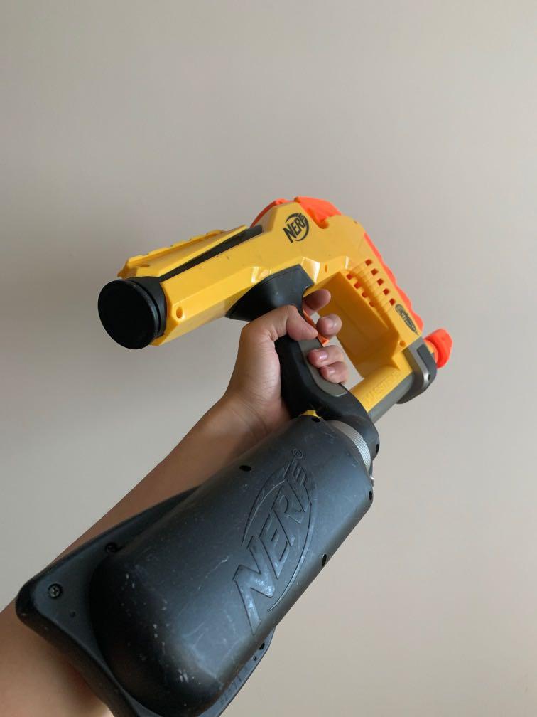 Nerf Magstrike, Hobbies & Toys, Toys & Games on Carousell