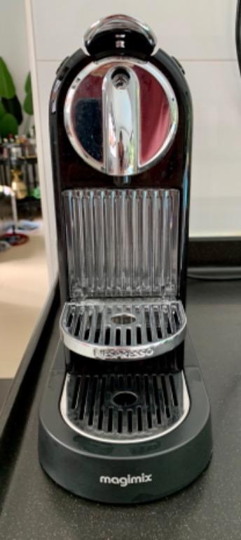 Nespresso machine - mint condition, TV & Home Appliances, Kitchen ...