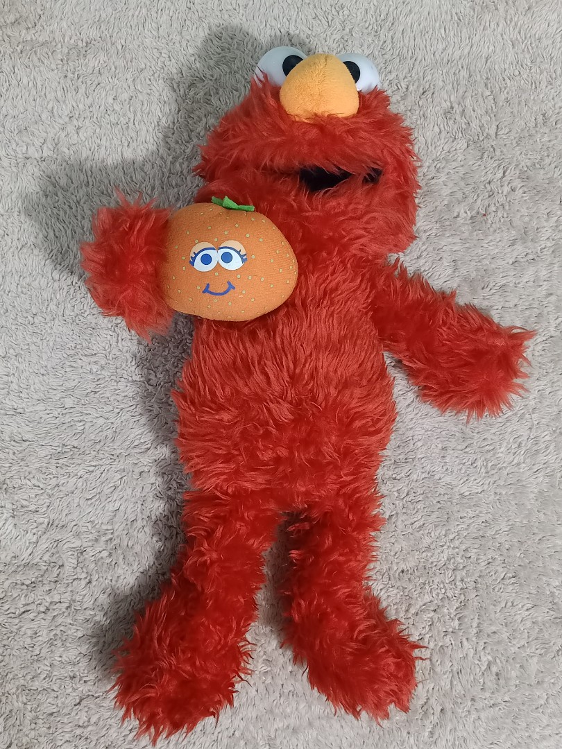ORIGINAL SESAME STREET - BIG ELMO (18 to 19 inches), Hobbies & Toys ...