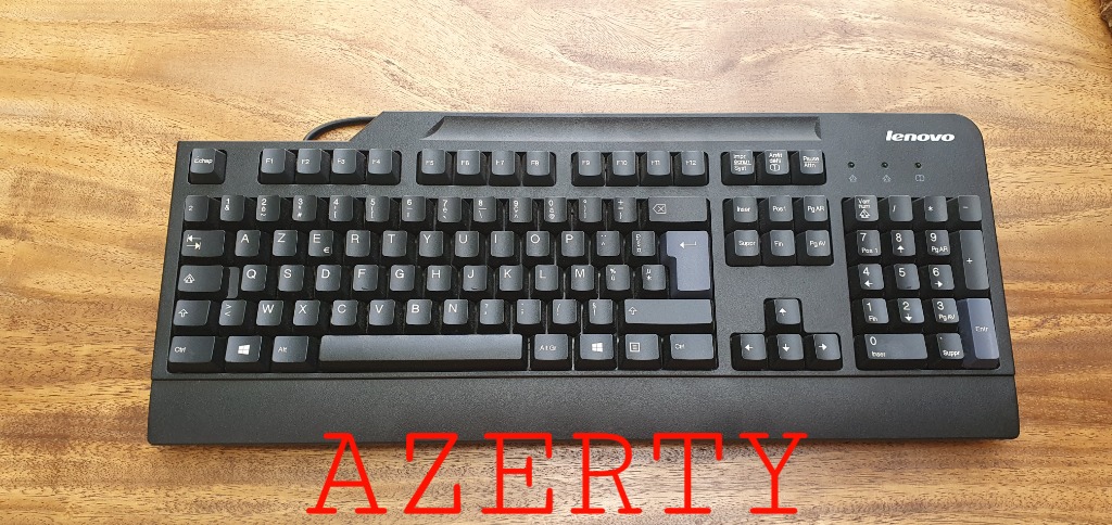 AZERTY keyboard + mouse like new, Computers & Tech, Parts & Accessories ...