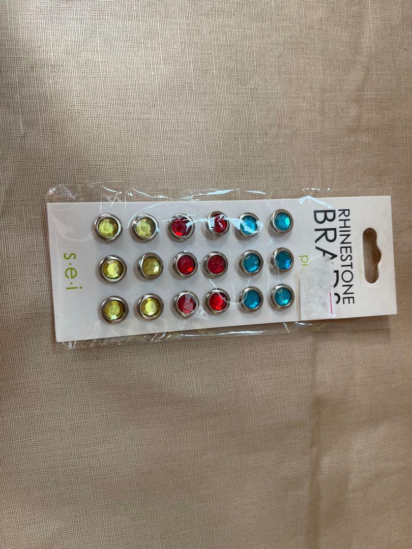 Decorative brads, Hobbies & Toys, Stationery & Craft, Craft Supplies ...