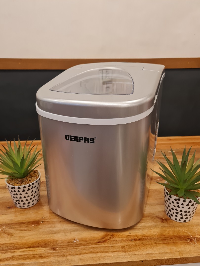 GEEPAS ICE MAKER, Furniture & Home Living, Kitchenware & Tableware ...