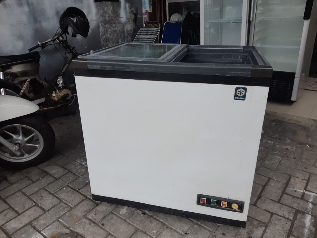 Kulkas Freezer Box Chest Uchida 200L, pintu kaca, sehat, siap pakai ...