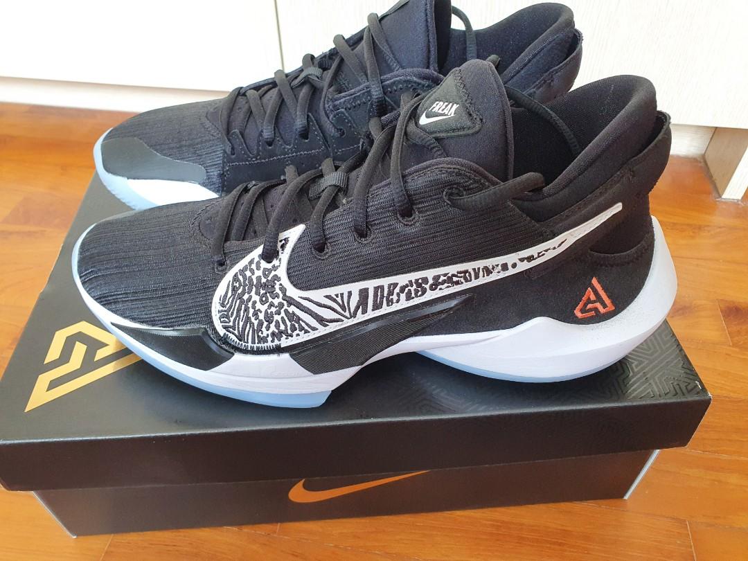 Nike freak 2, Men's Fashion, Footwear, Sneakers on Carousell
